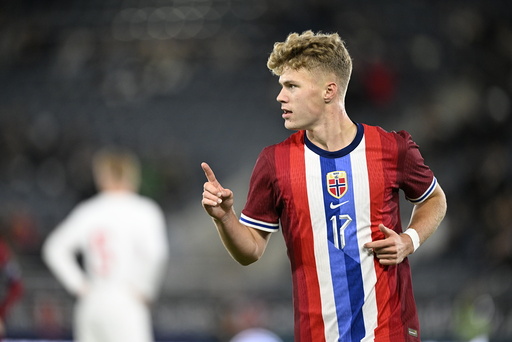 Sportsstudio - Kjøpte Herrem-drakt for 100.000 kroner - den skal henge ...